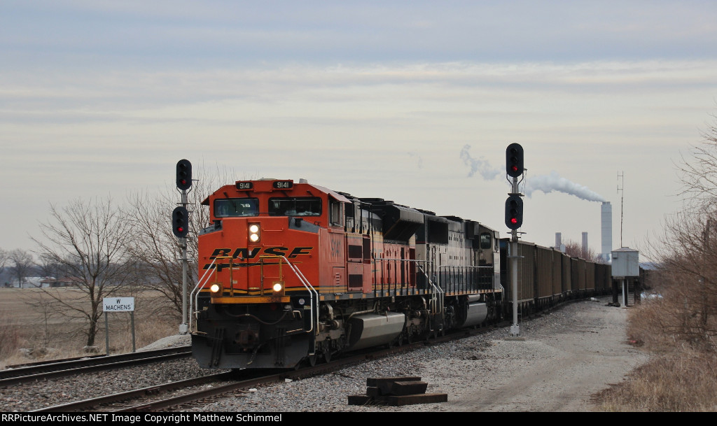 Slow Crawl Into The Machens Siding